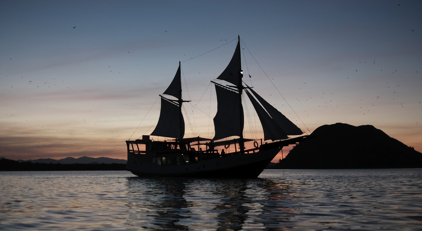 Best Liveaboard Destinations in Labuan Bajo | Explore Komodo & More ...
